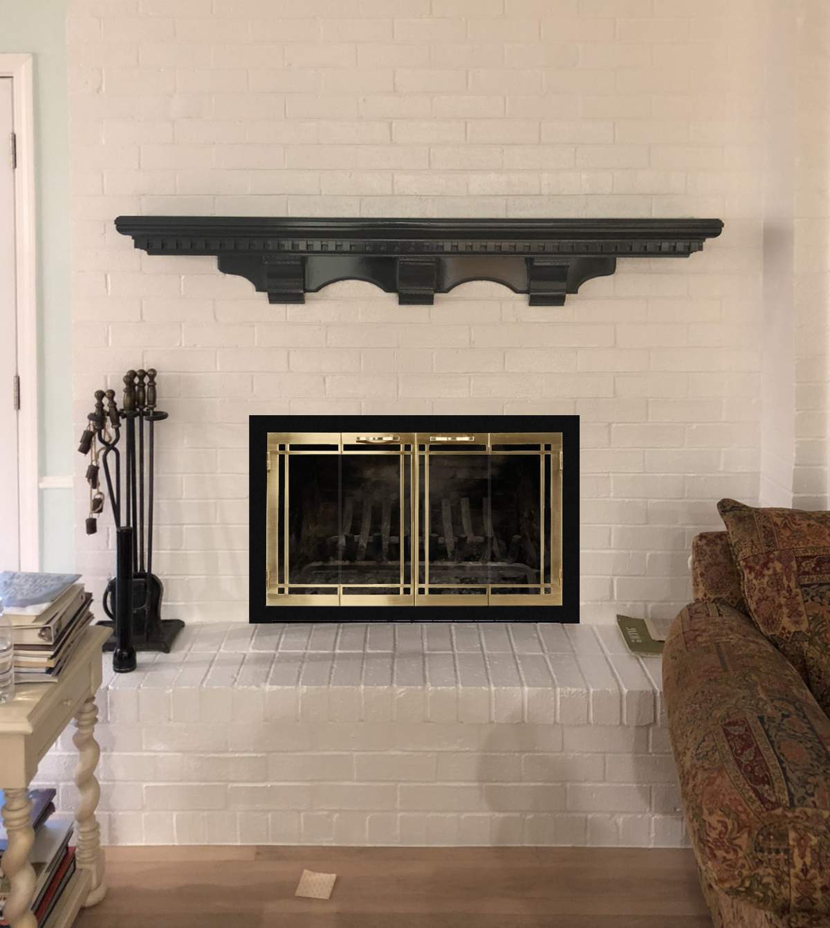 Carolina Mission Window Pane Fireplace Door